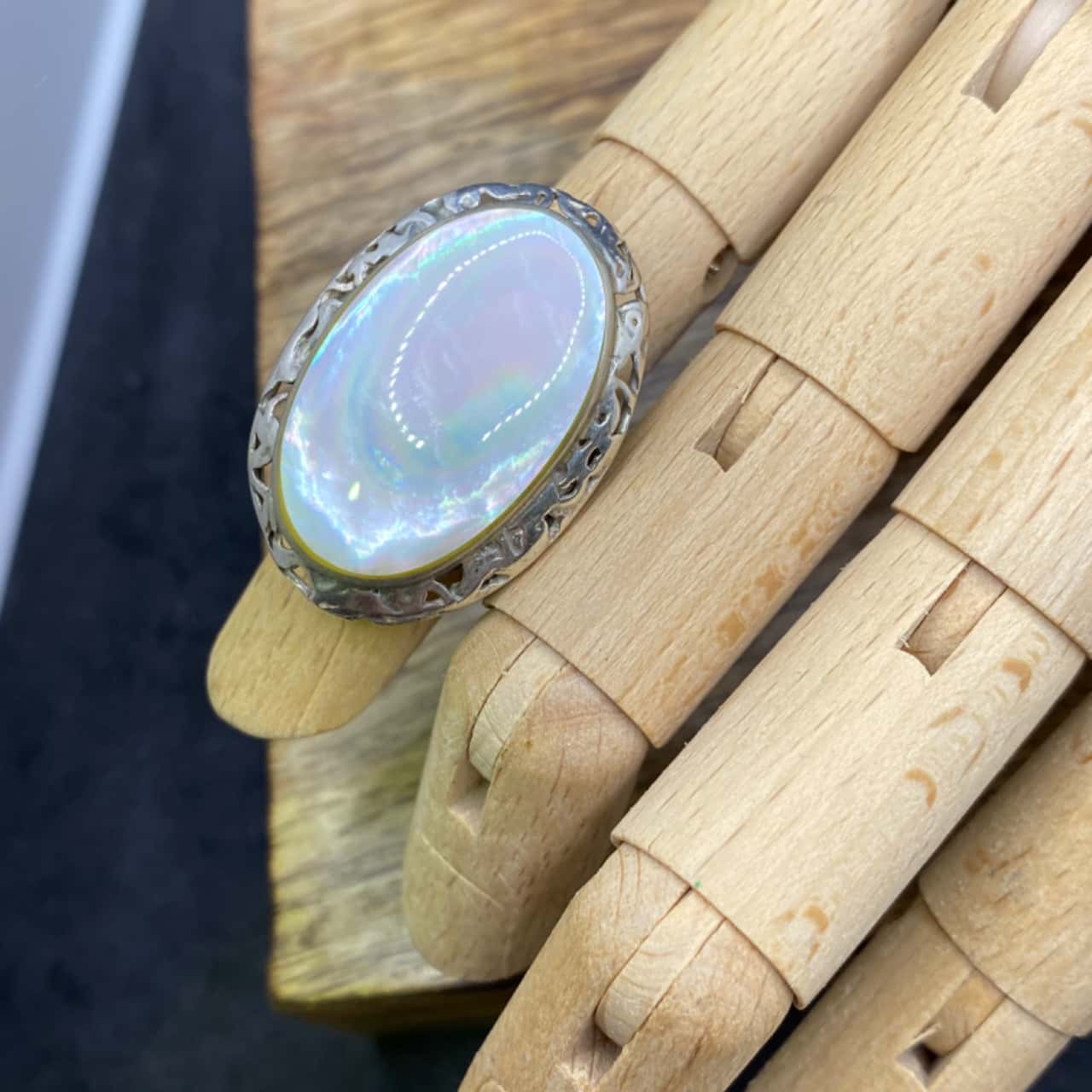 Womens Extendable Rings Mother of Pearl / Silver