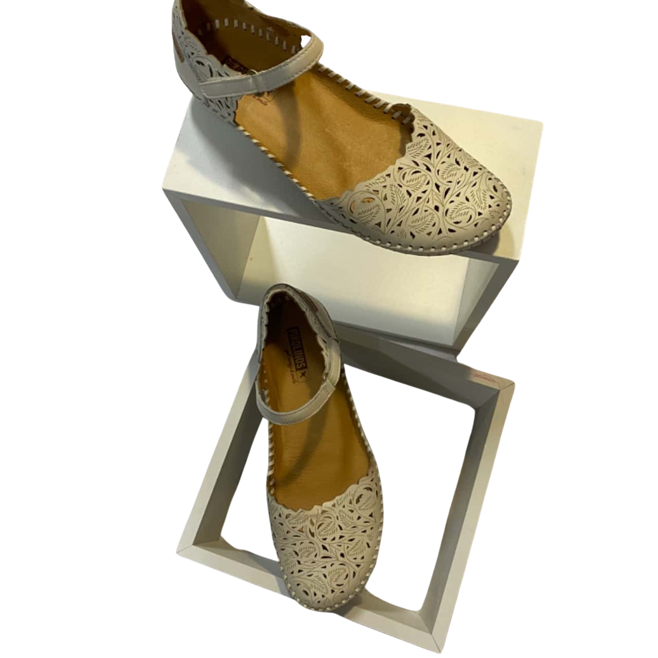 Pikolino Womens Size 40 Cream Sandal (s)