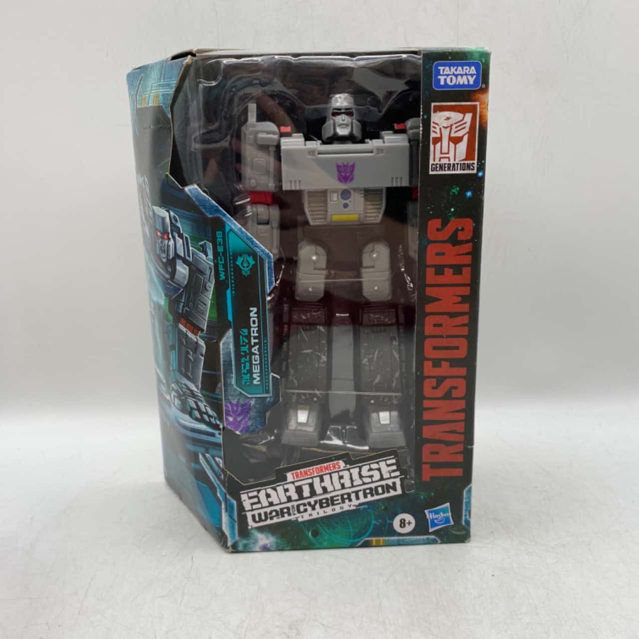 BNIBDiscontinued Transformers Earthrise War for Cybertron MEGATRON Voyager Class