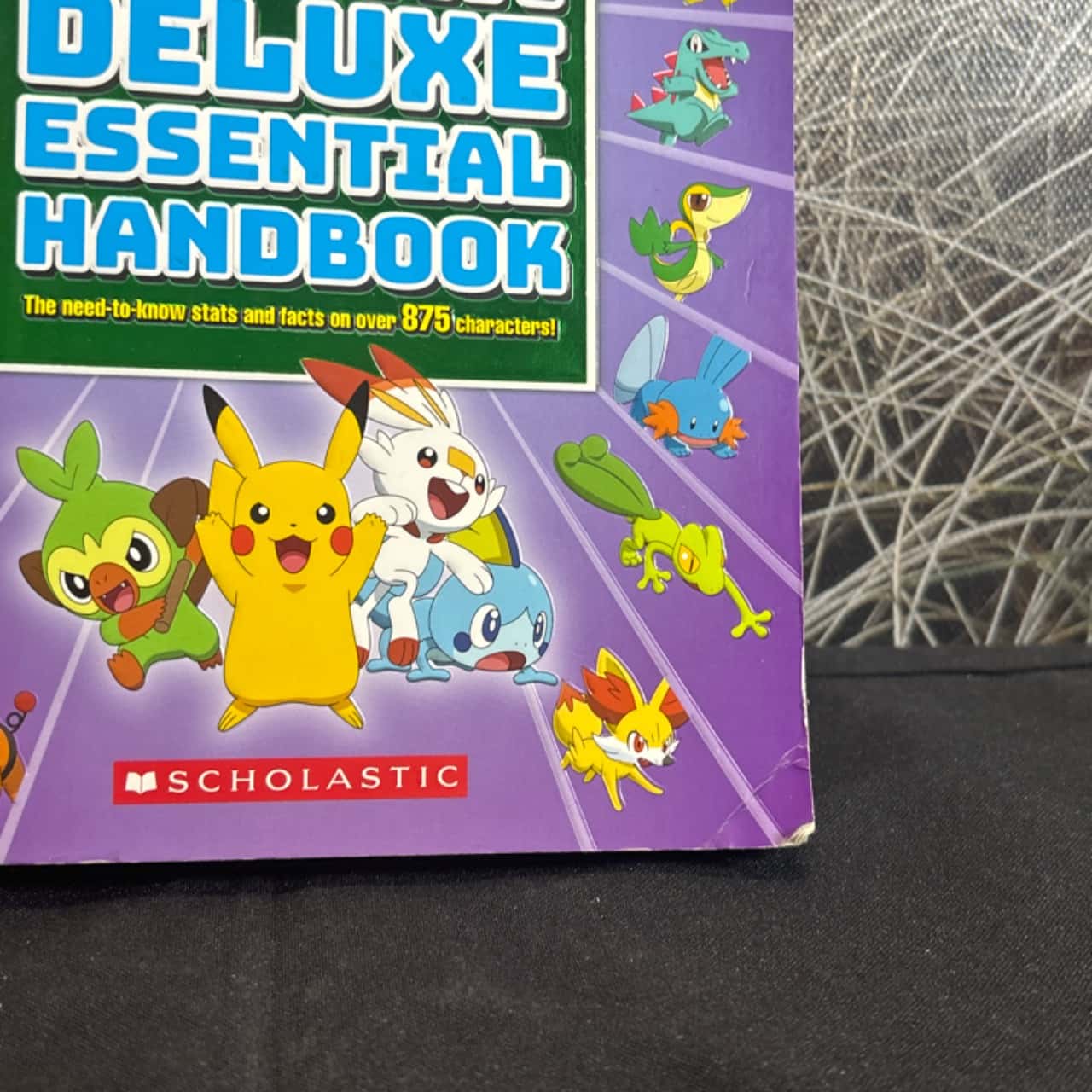 Pokemon super extra deluxe essential handbook