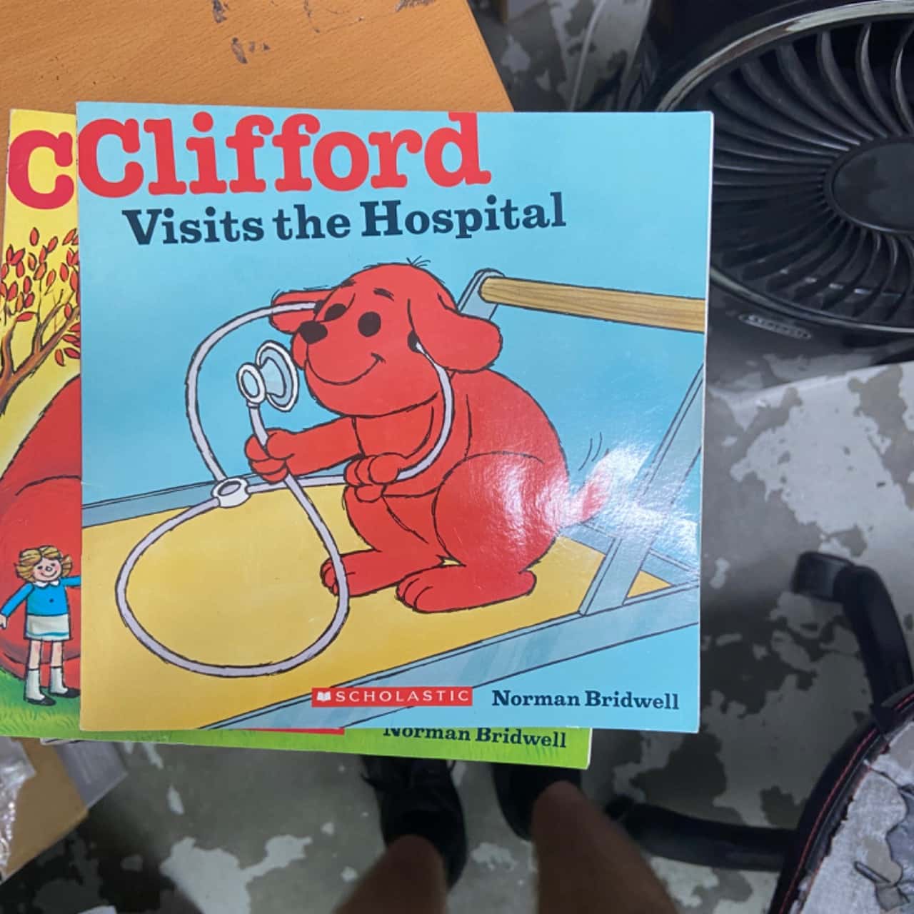 Norman Bridwell's clifford 4 book collection