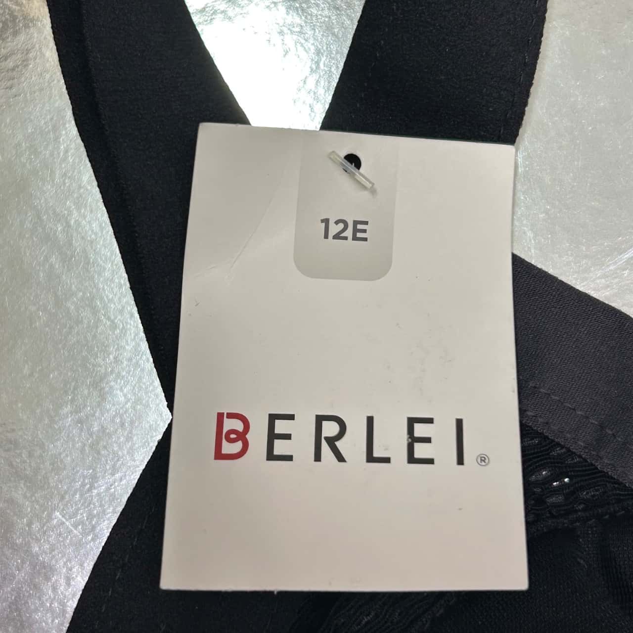 New With Tags BERLEI Shift Underwire Size 12E Black Support Bra(s)