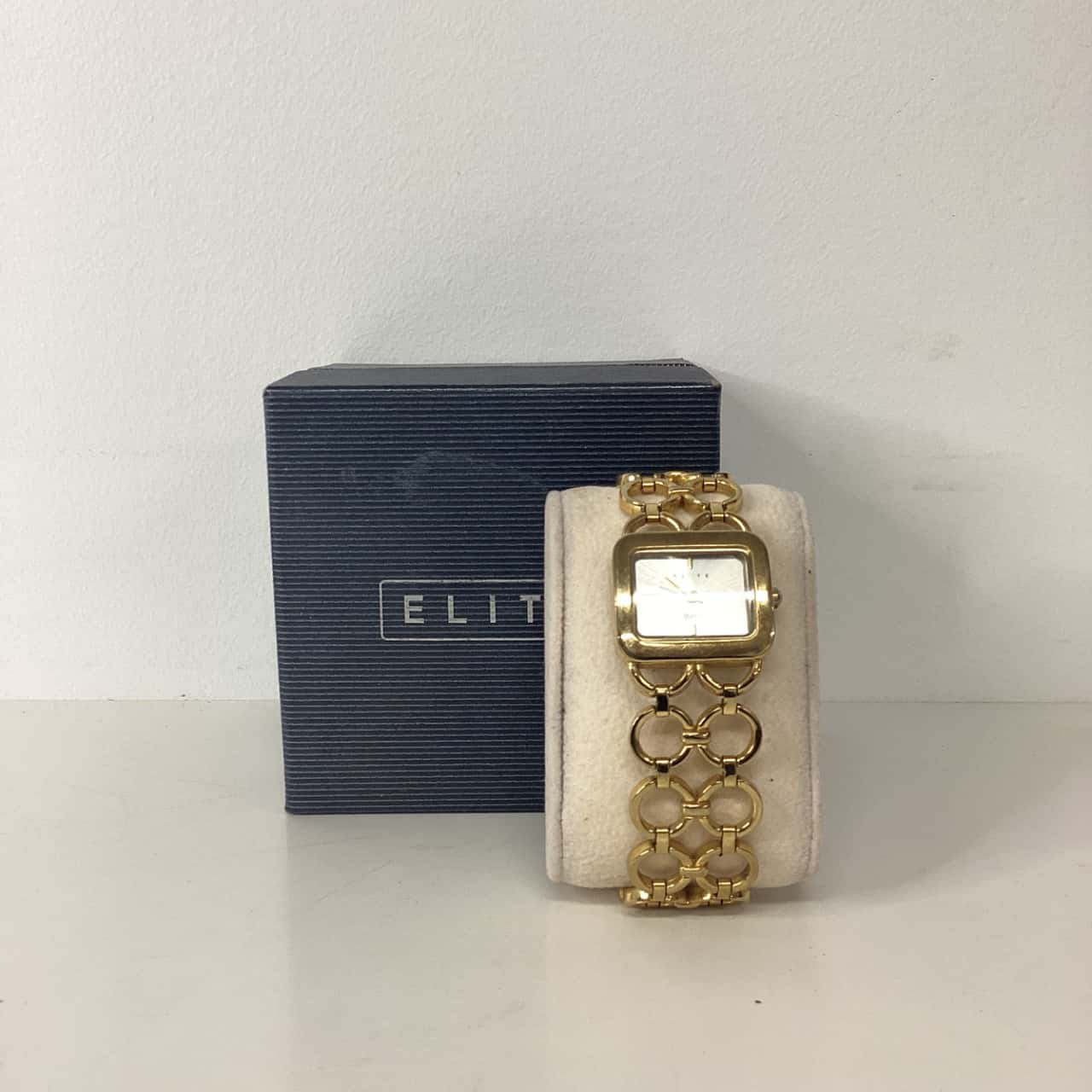 Elite Women's Watch Gold toned (battery newly replaced) (s)