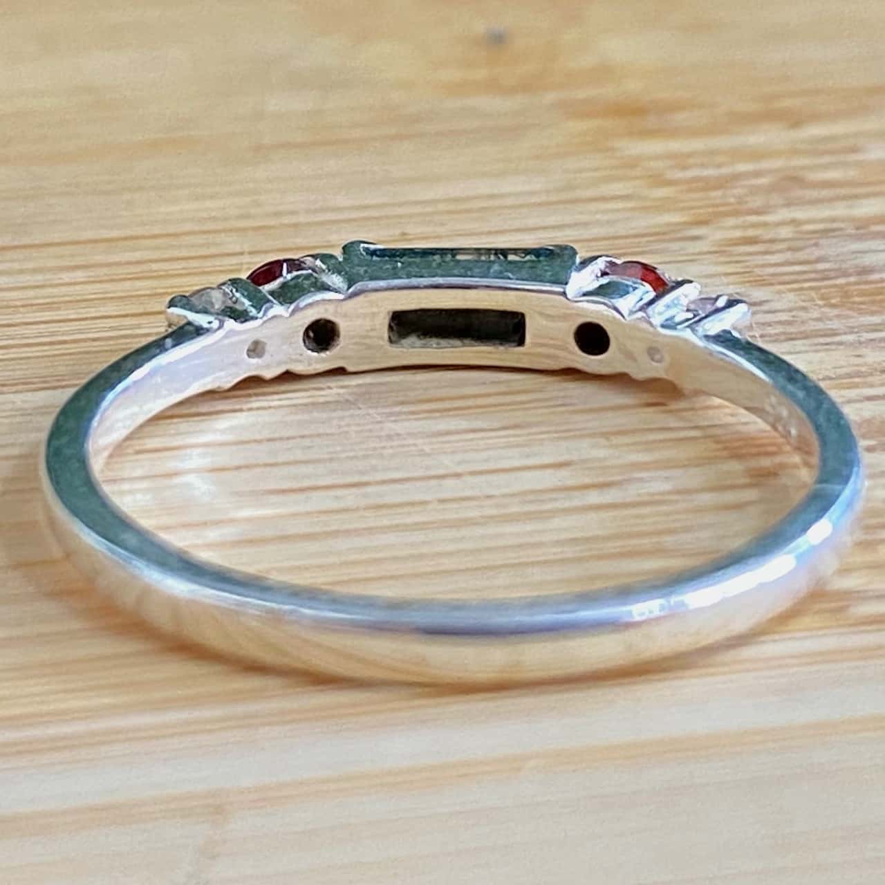 Sterling Silver Red/Green Diamante Ring (Stamped 925)(s)
