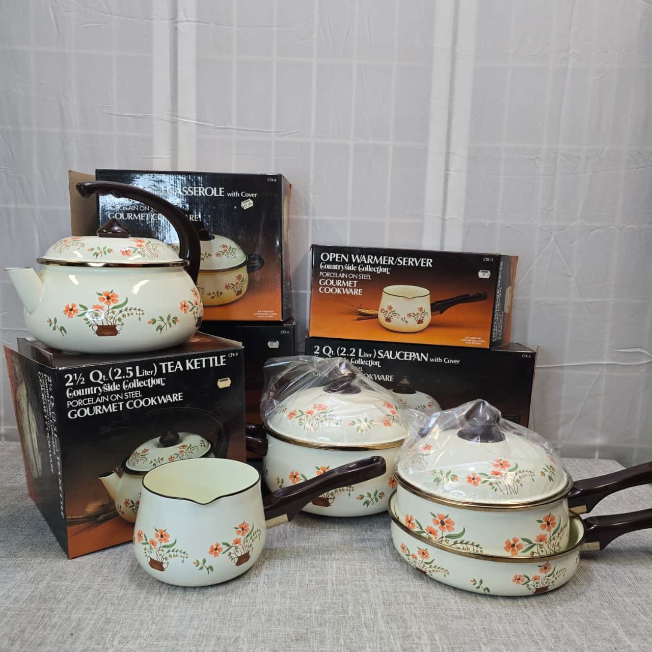 Vintage Countryside Collection Cookware Bundle