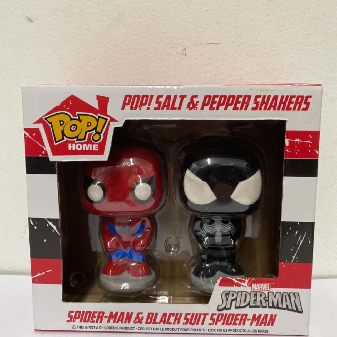 Pop salt pepper shakers spiderman