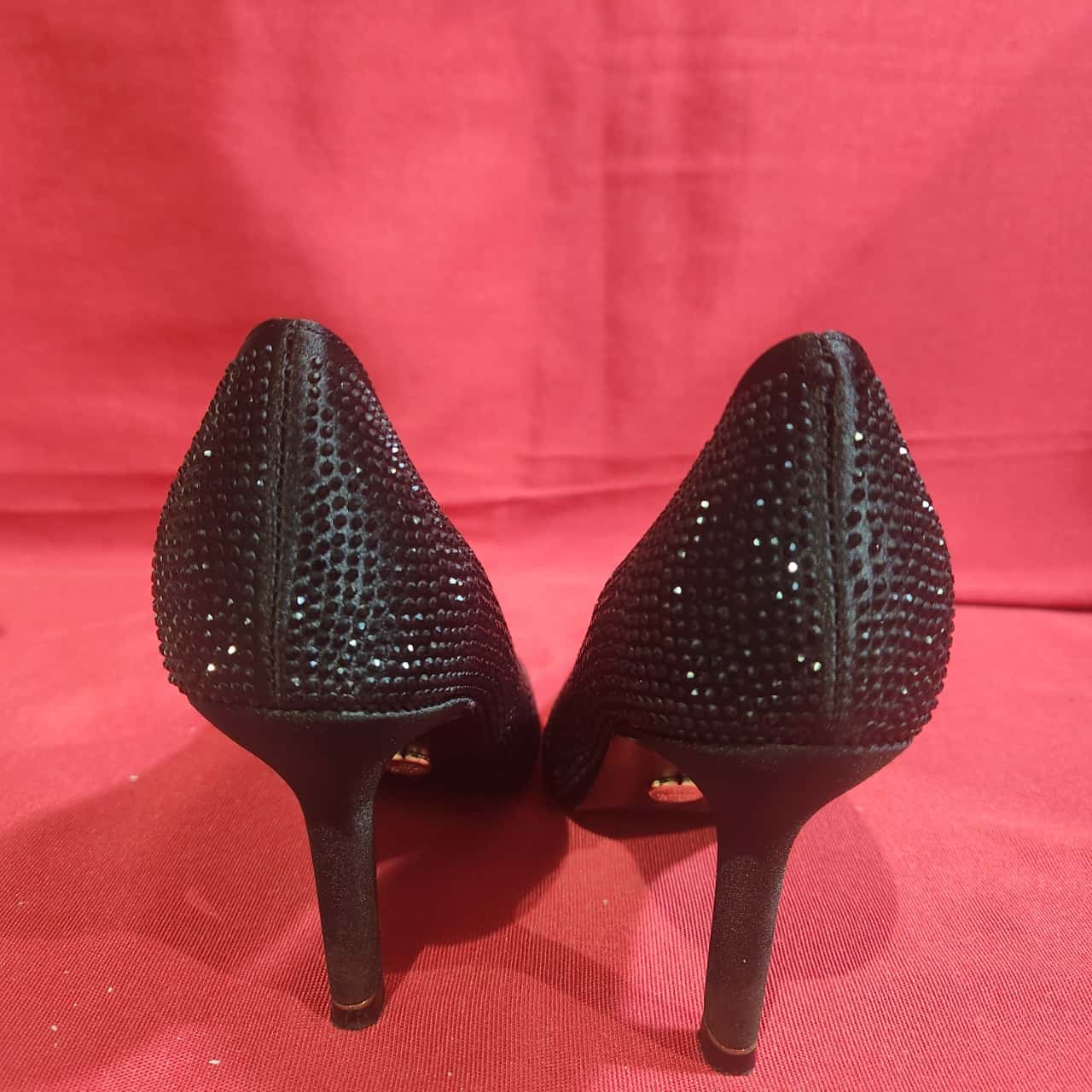 Ladies Wittner Heels Size 5 - EUC