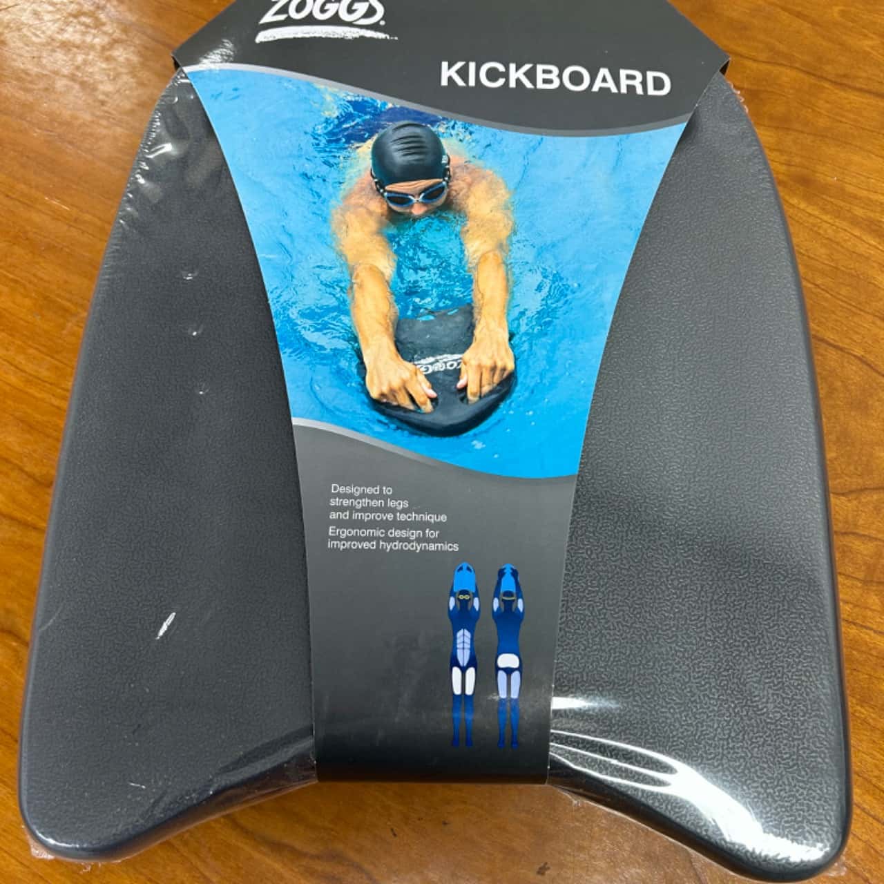 Zoggs Kickboard RRP $30(s)