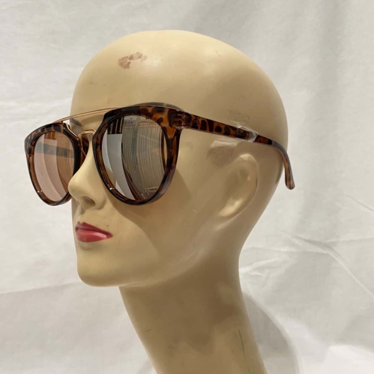 Womens Seed Heritage Brand Oversized Tortoise Shell Sunglassess