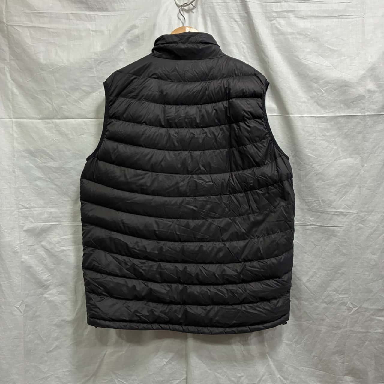 Macpac Mens Size XL Black Puffer Down Vest(s)