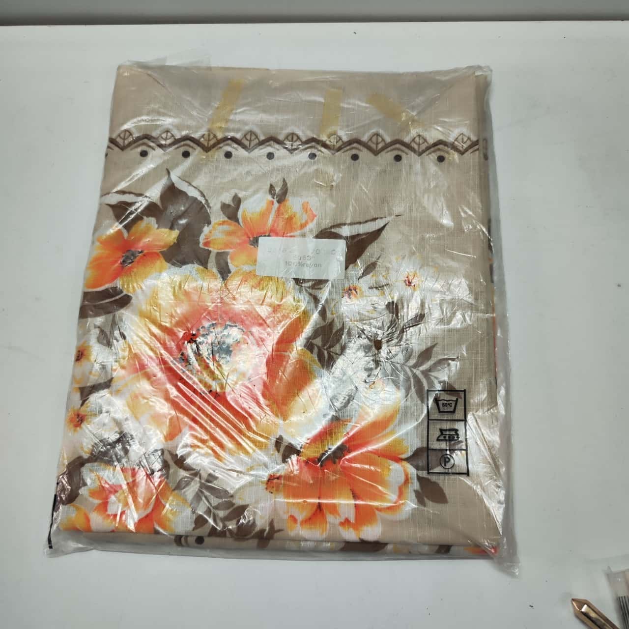 Vintage W German Tablewear Cloth(s)