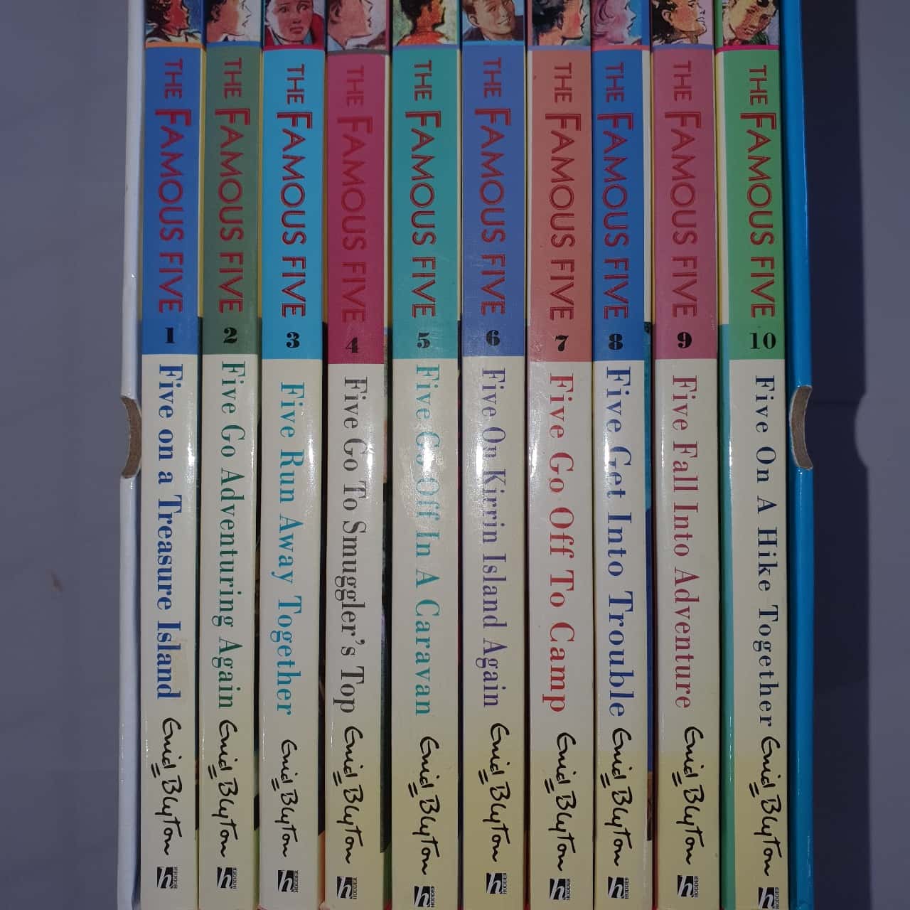 The Famous Five 2009 Complete Set(s)