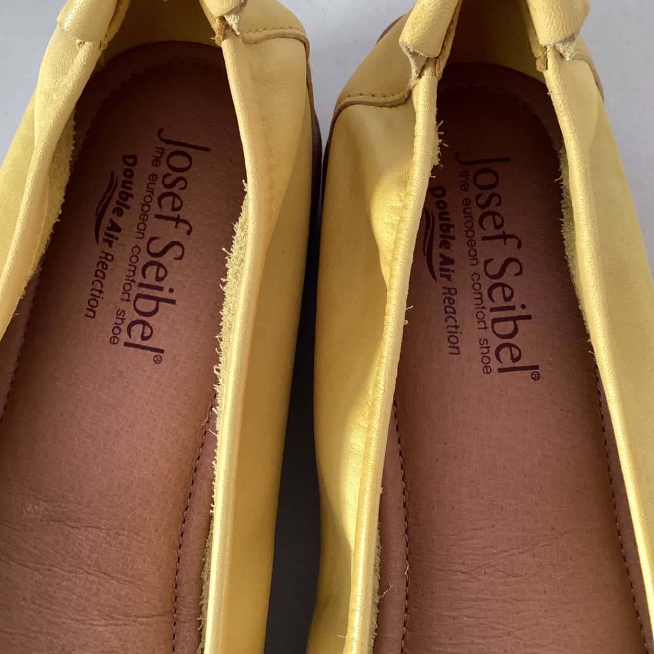 Josef Seibel Womens Size 42 Yellow court shoe(s)