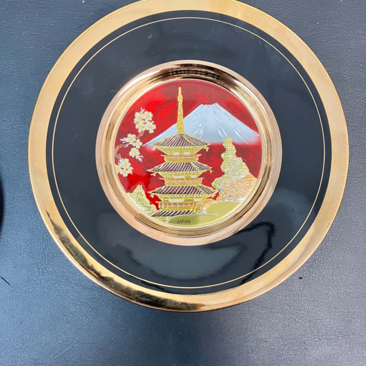 The Art of Chokin 24k Gold Edged Plate + 2 Small Plates