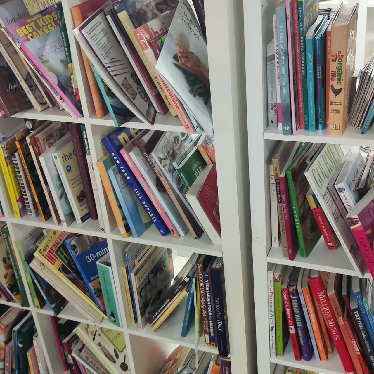 50 Random Books (s)