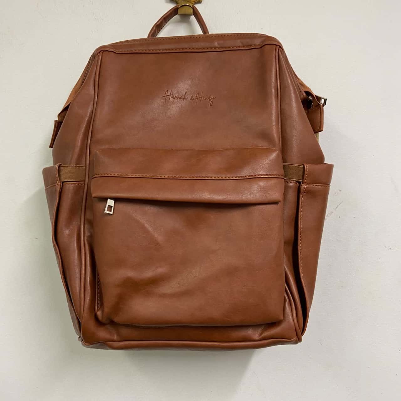 Hannah & Henry Vintage BackPack 4 pcs(s) - New Without Tags | Salvos Stores