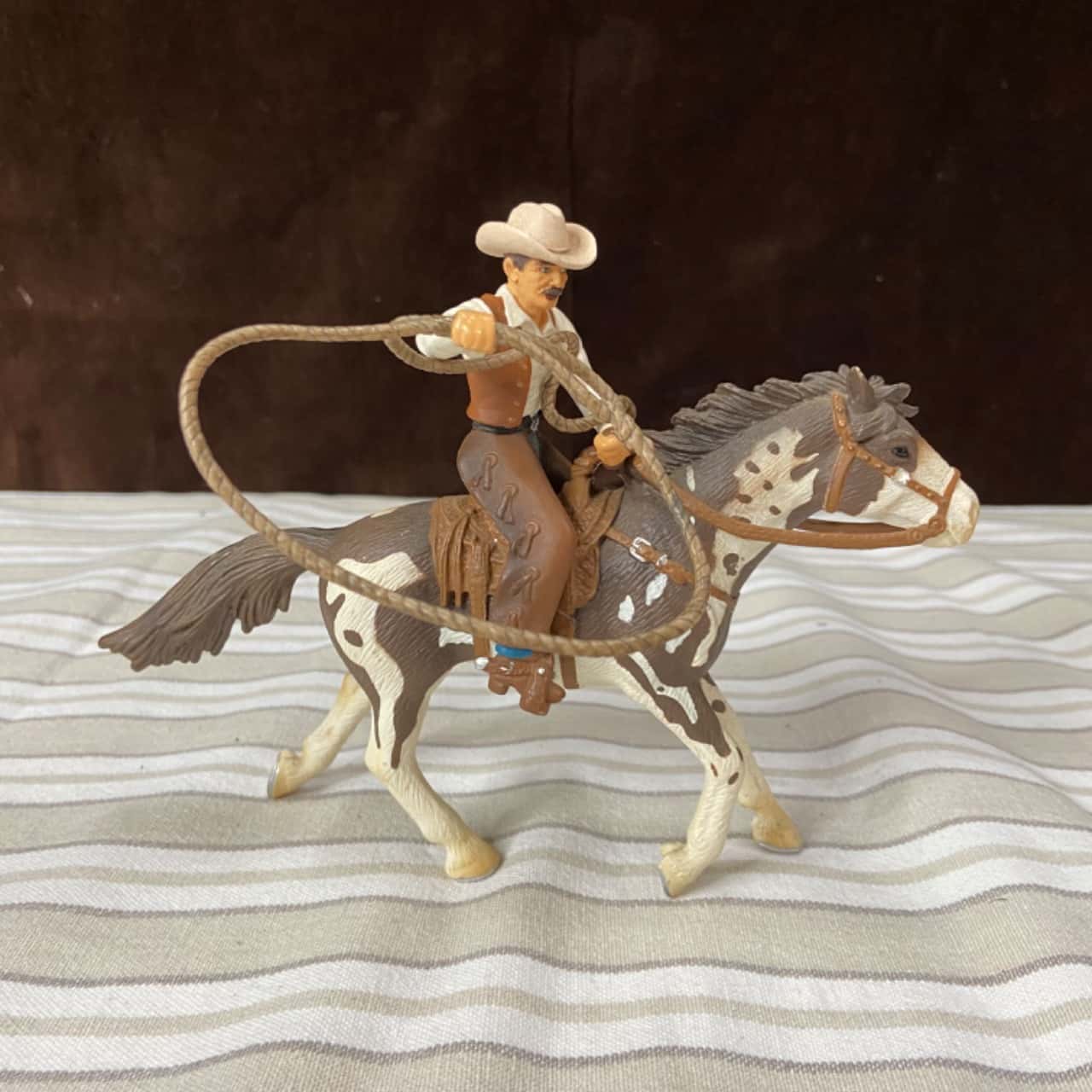 Schleich Roping Cowboy with Pinto Horse