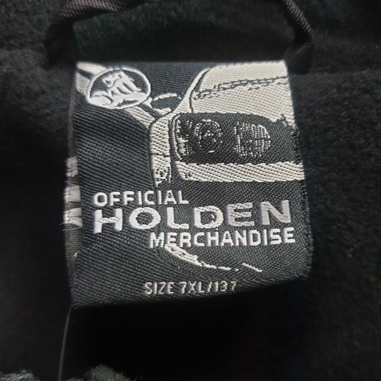 REDUCED New With Tags OFFICIAL HOLDEN Merchandise Fleece Lined ...