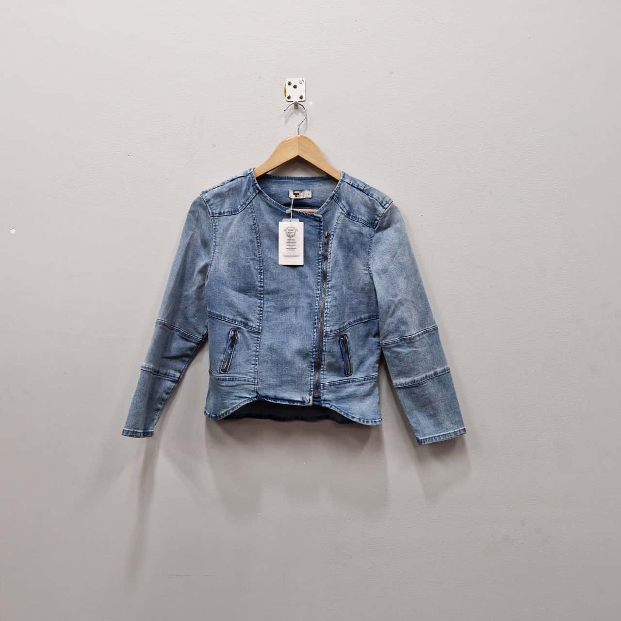 Temt Womens Size 12 Denim Jacket Blue