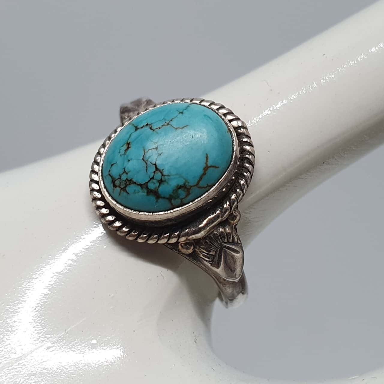 Women's 925 Sterling Silver Oval Turqoise Ring Size N(s)