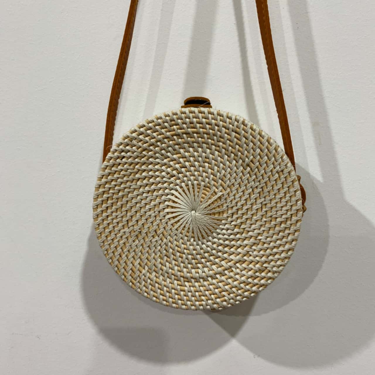 Round Rattan Cross Body Bag Beige / Brown (s)