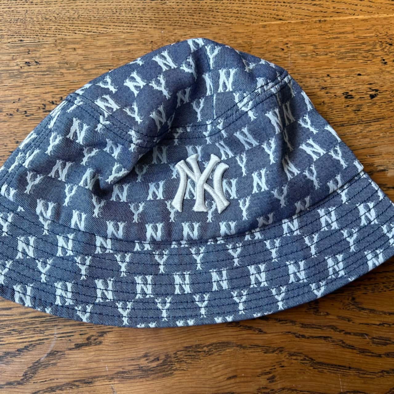 NY print denim bucket hat - size 57cm
