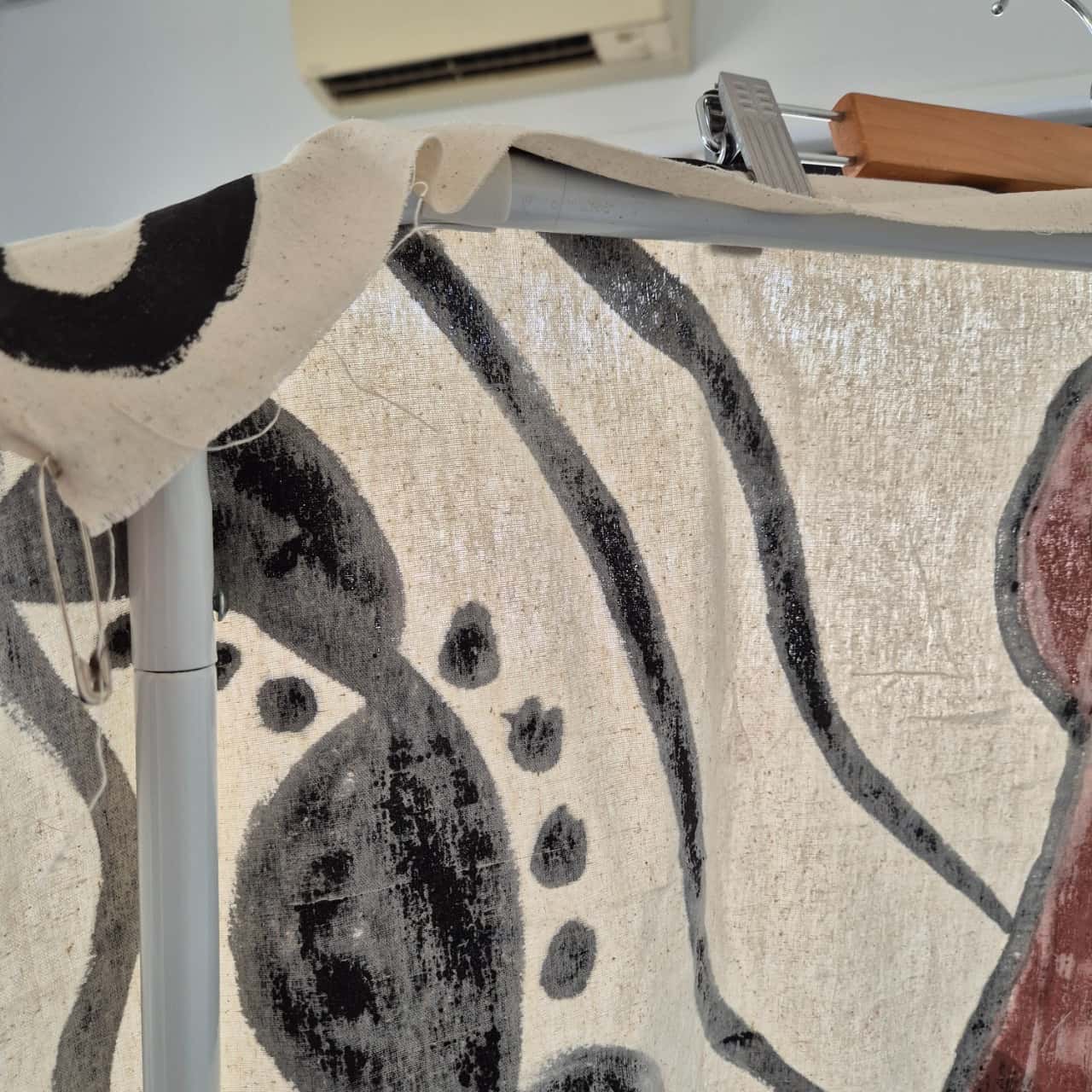 Australian Indigenous Art Lizard Handpainted Linen 90cm x 230cm(s)