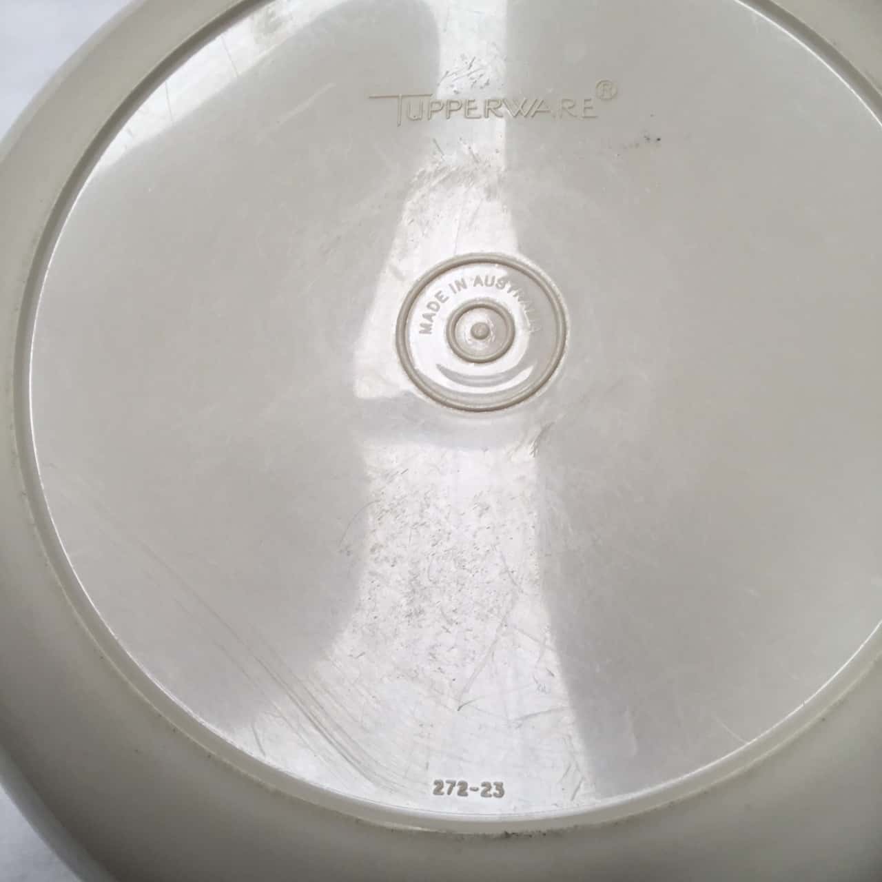 Vintage Tupperware Bowl In Good Condition - Made In Australia (s)
