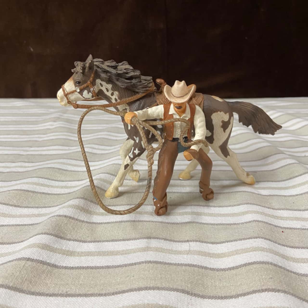 Schleich Roping Cowboy with Pinto Horse