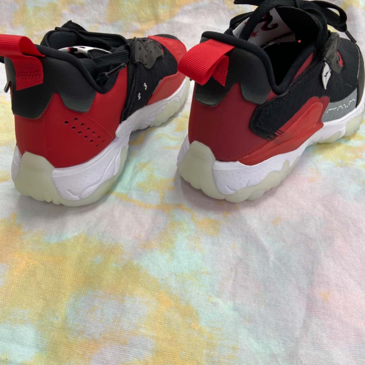 Nike Jordans React Size 36.5(s)