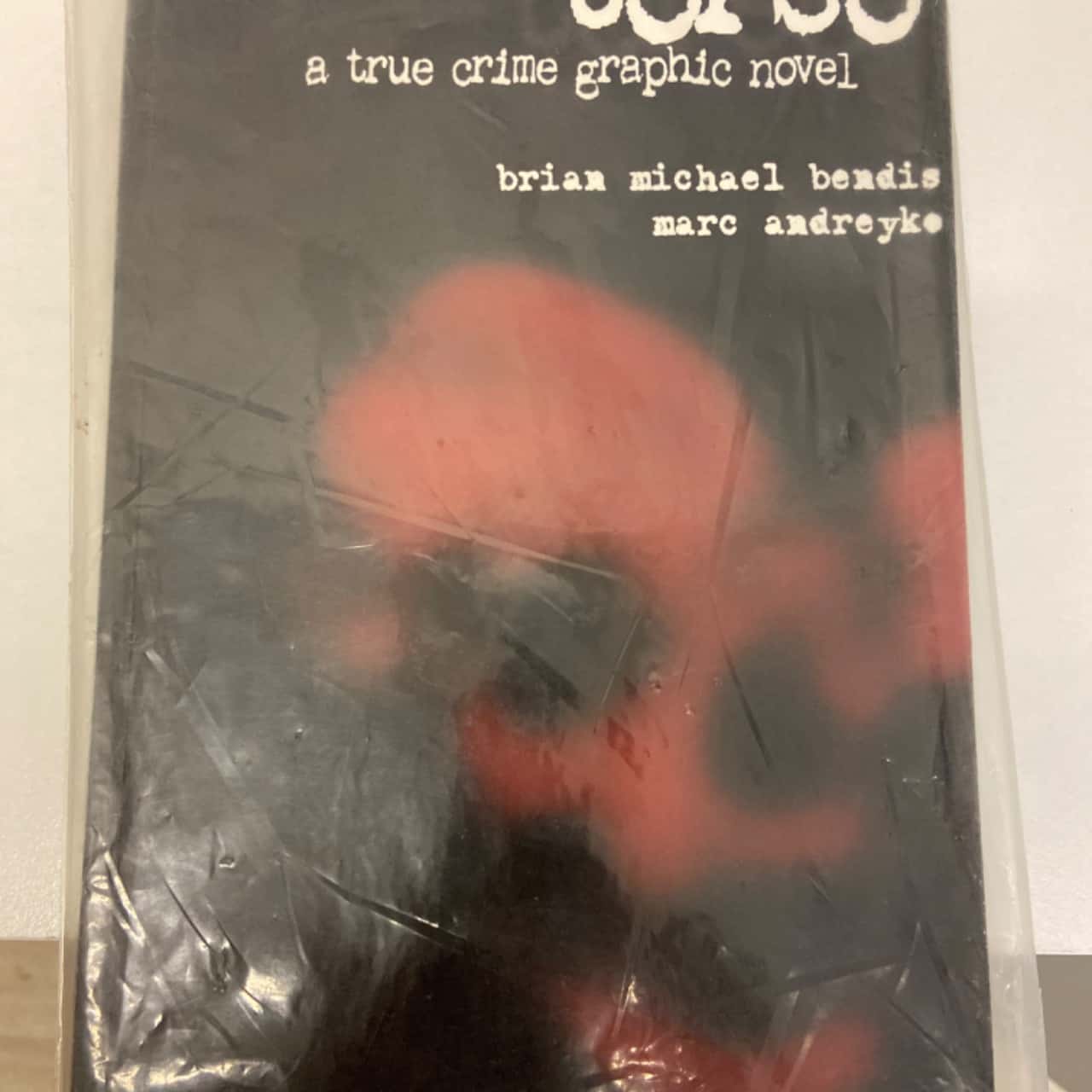 Torso a true crime graphic novel .. comic colletable(s)