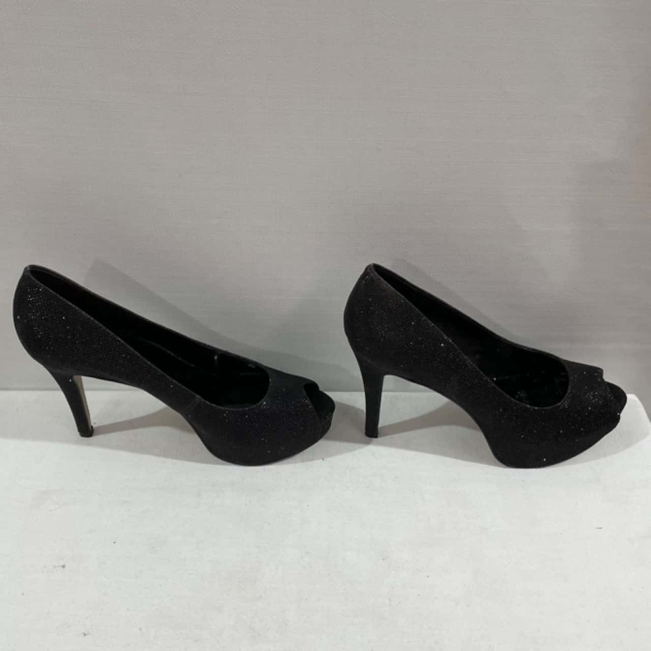Nine West High Heels Size 9 Black Sparkle