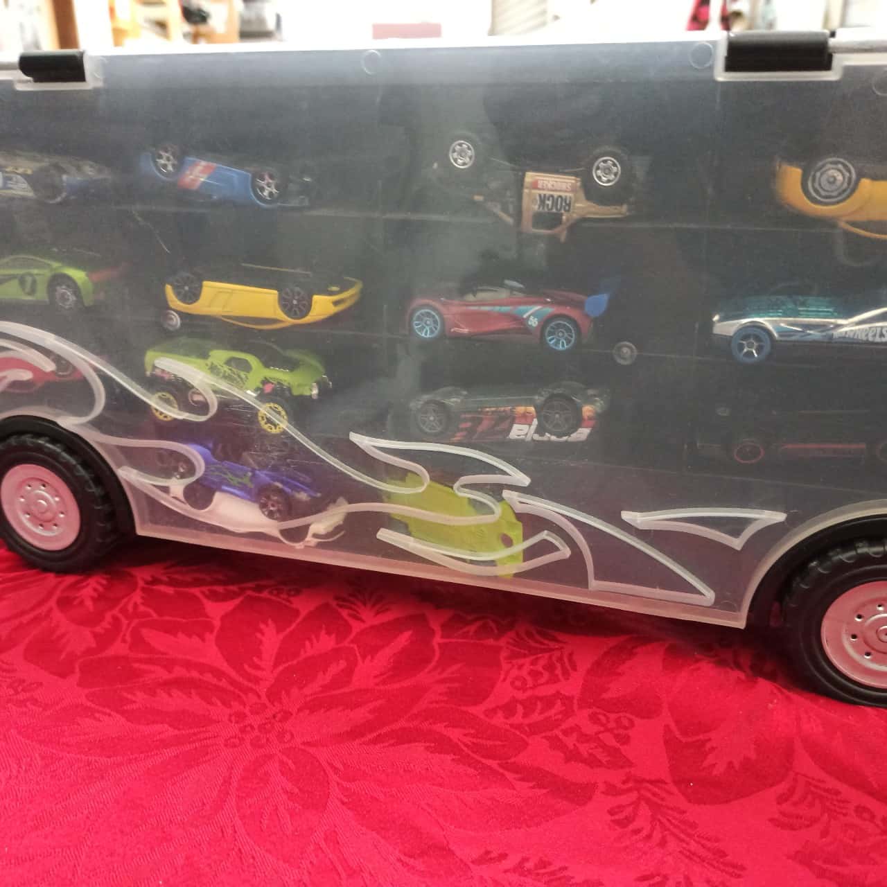 Hot Wheels Semi Truck **W.A. Click & Collect only!** Car Carrier Case ...