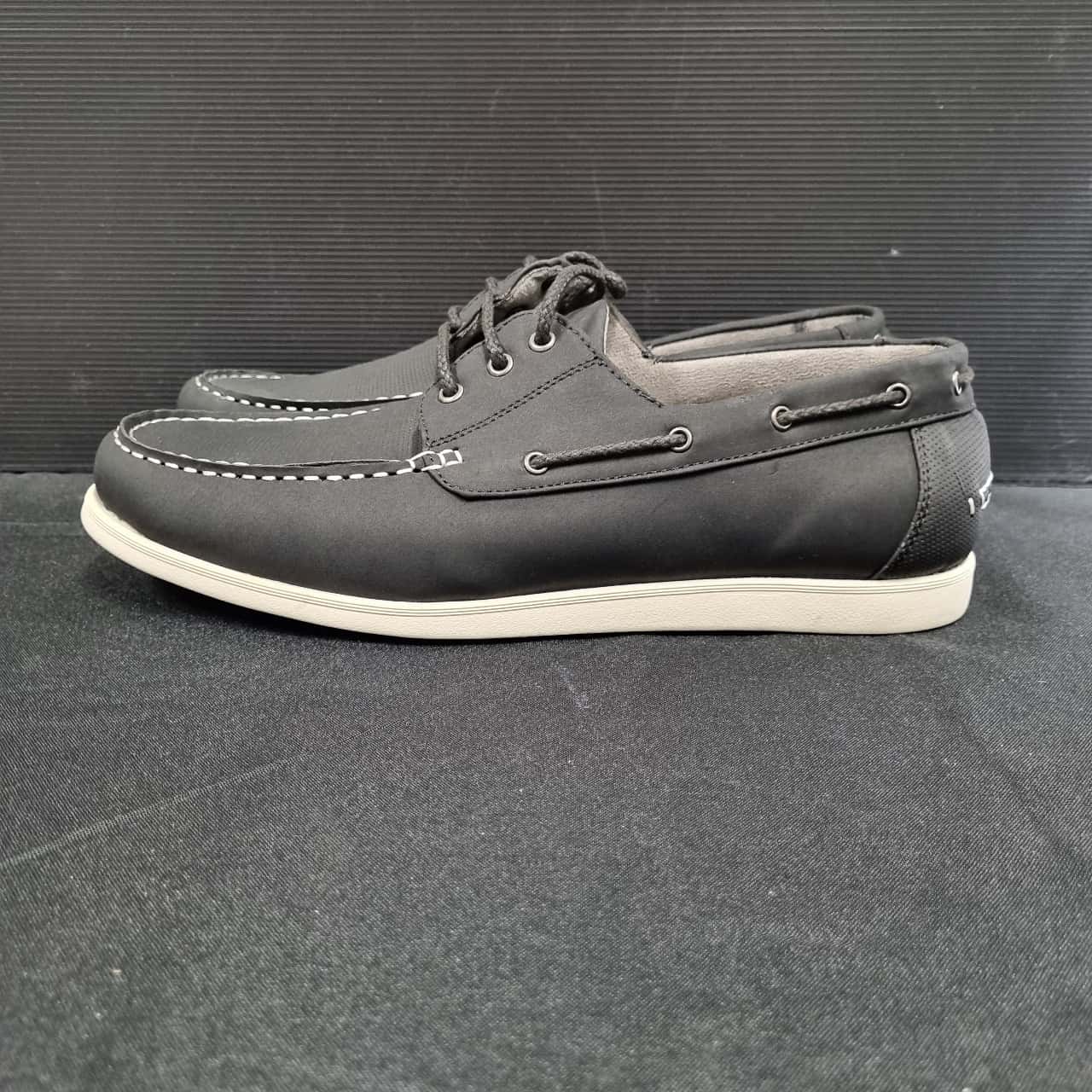 Jonathan Adams Mens Size 12 Black / White (s)