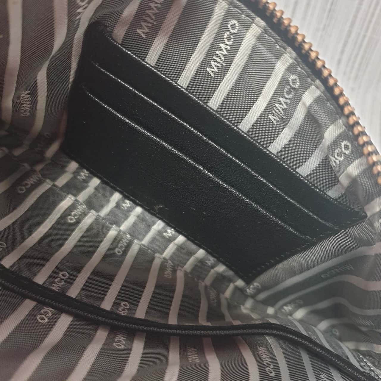 Mimco Black Purse / Small Wrist Pouch with Gorgeous Rose Gold Hard Ware ...