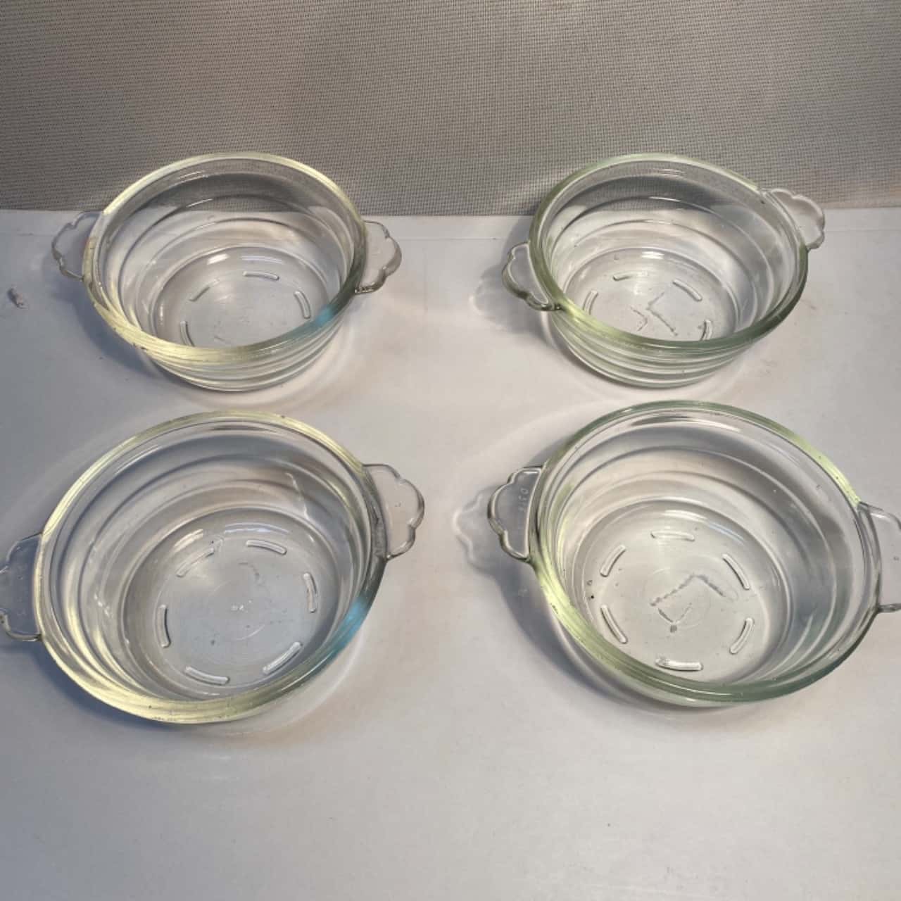 Pyrex Australian 4x dishes (s)