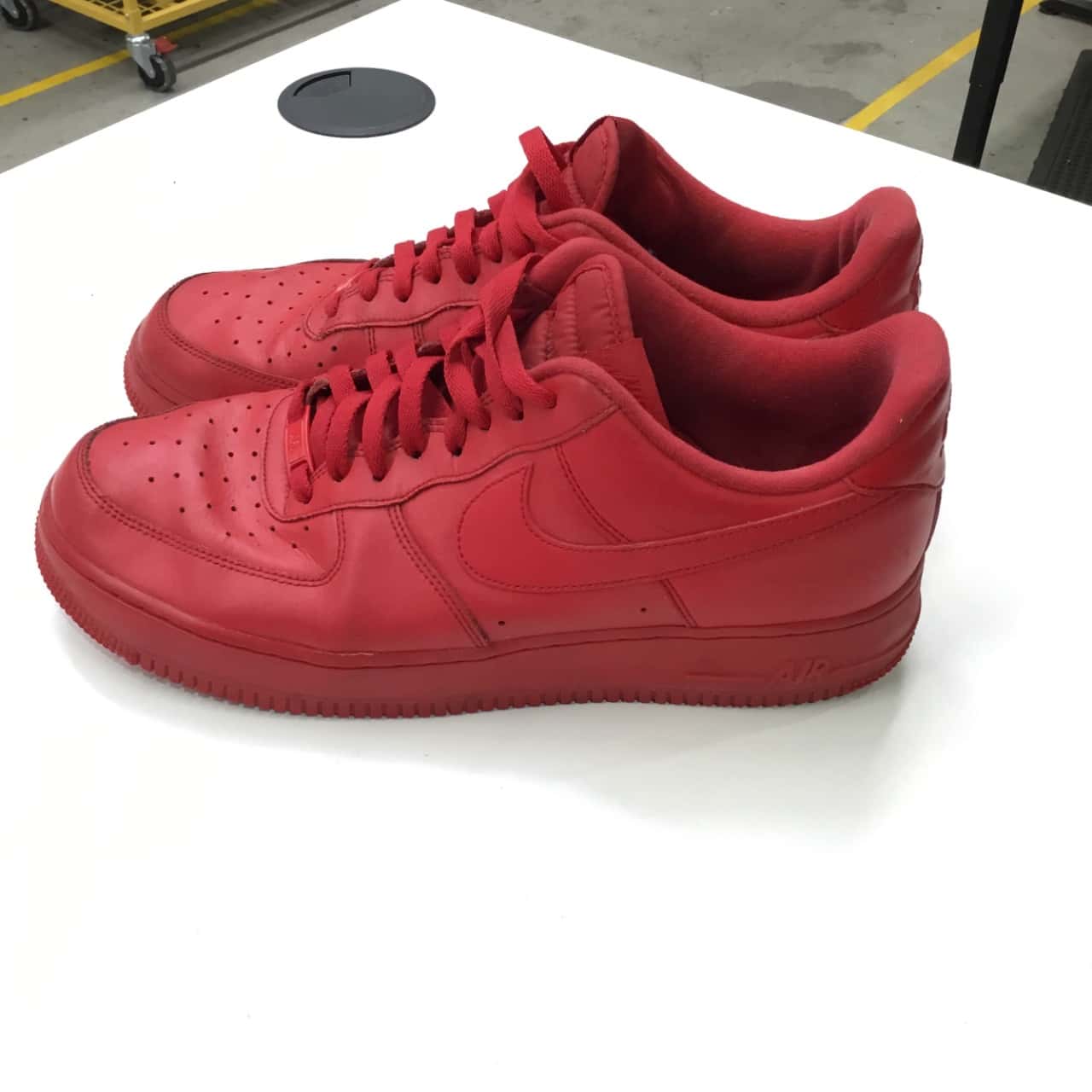 Nike Airforce 1 Triple red Men’s Size 12 (s)