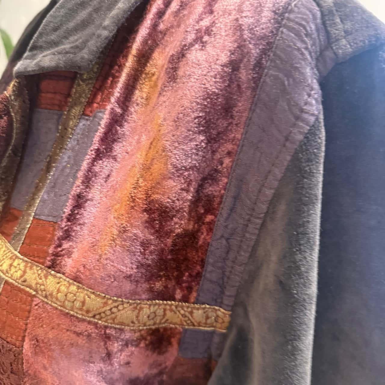 Orientique Vintage Patchwork Velvet Jacket. Size L (s)