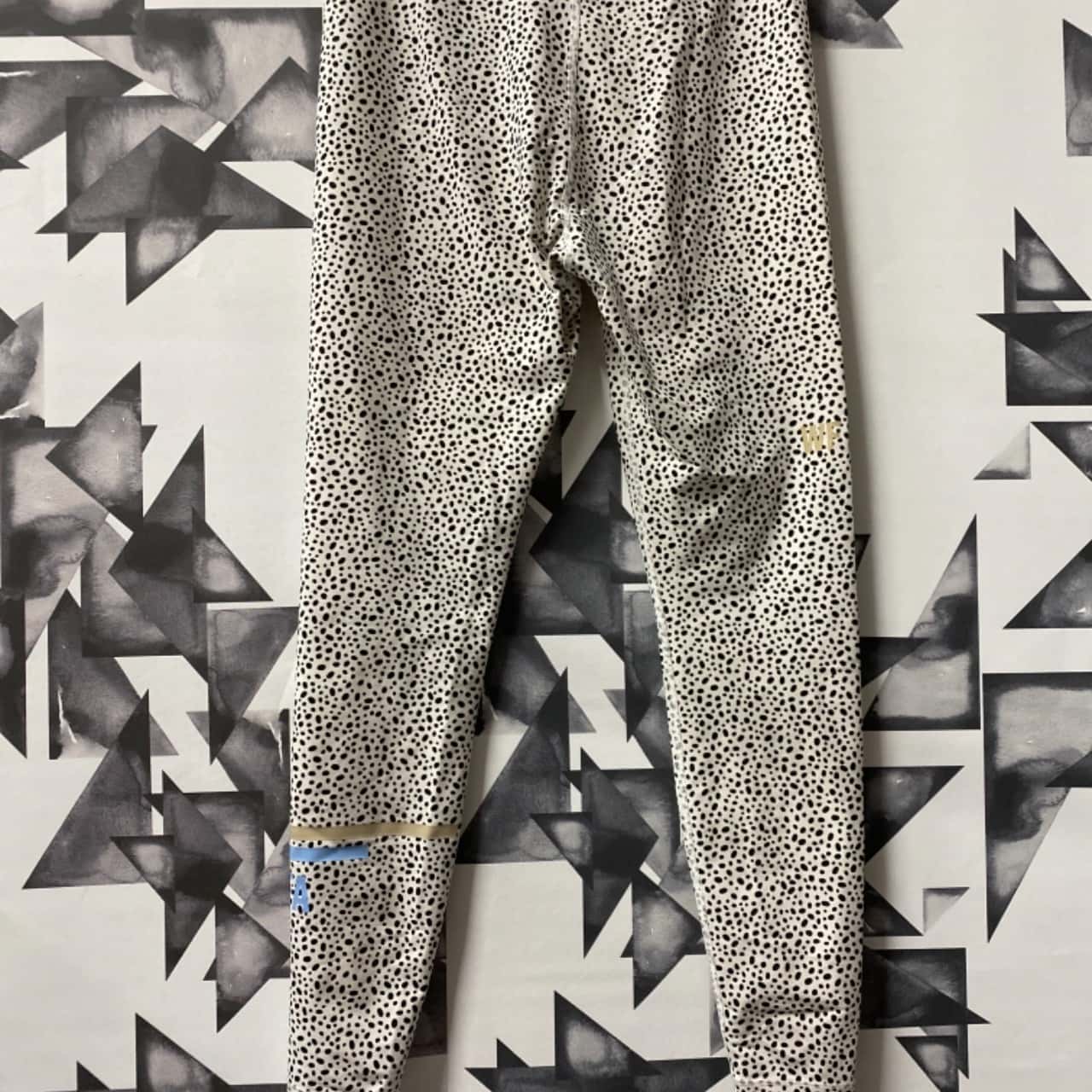 White Fox Active Size M pants (s)