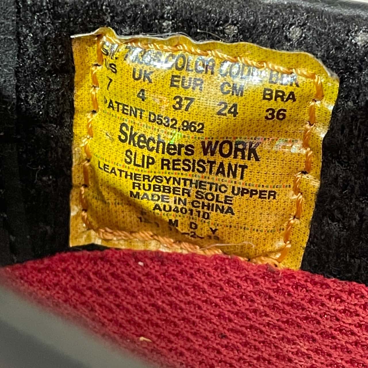 Skechers Womens Size 7 Trainers Black / Red