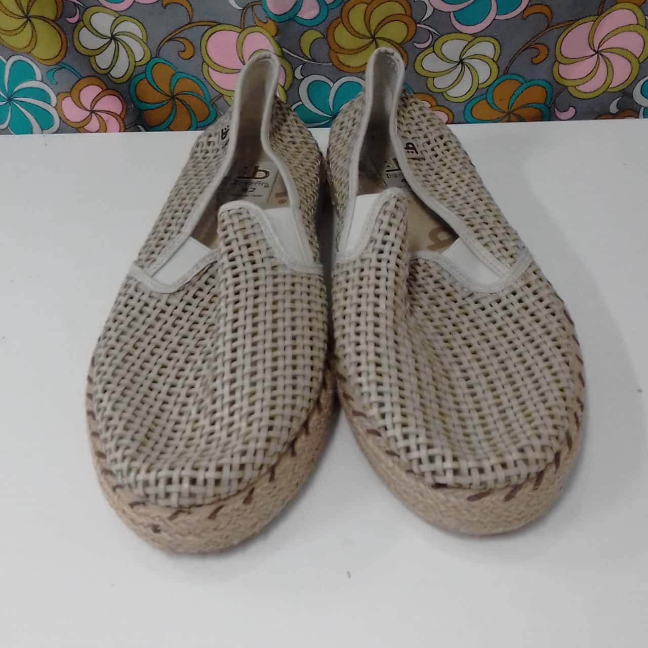 Womens BEREVERE (made in Spain) Size 42 Beige / Brown Shoes(s)
