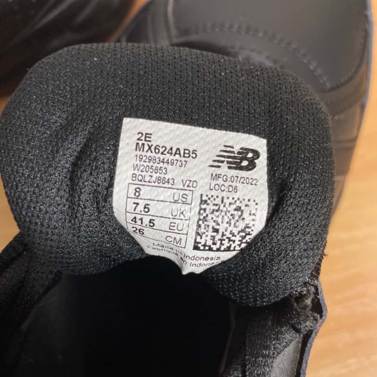 New Balance Unisex Size 8 Black (s)