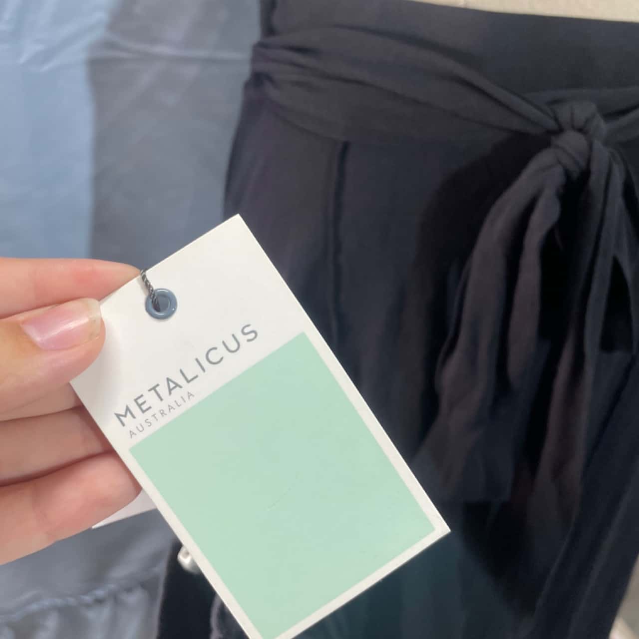 Metalicus Womens Size S/M Midi Skirt in Black (s)