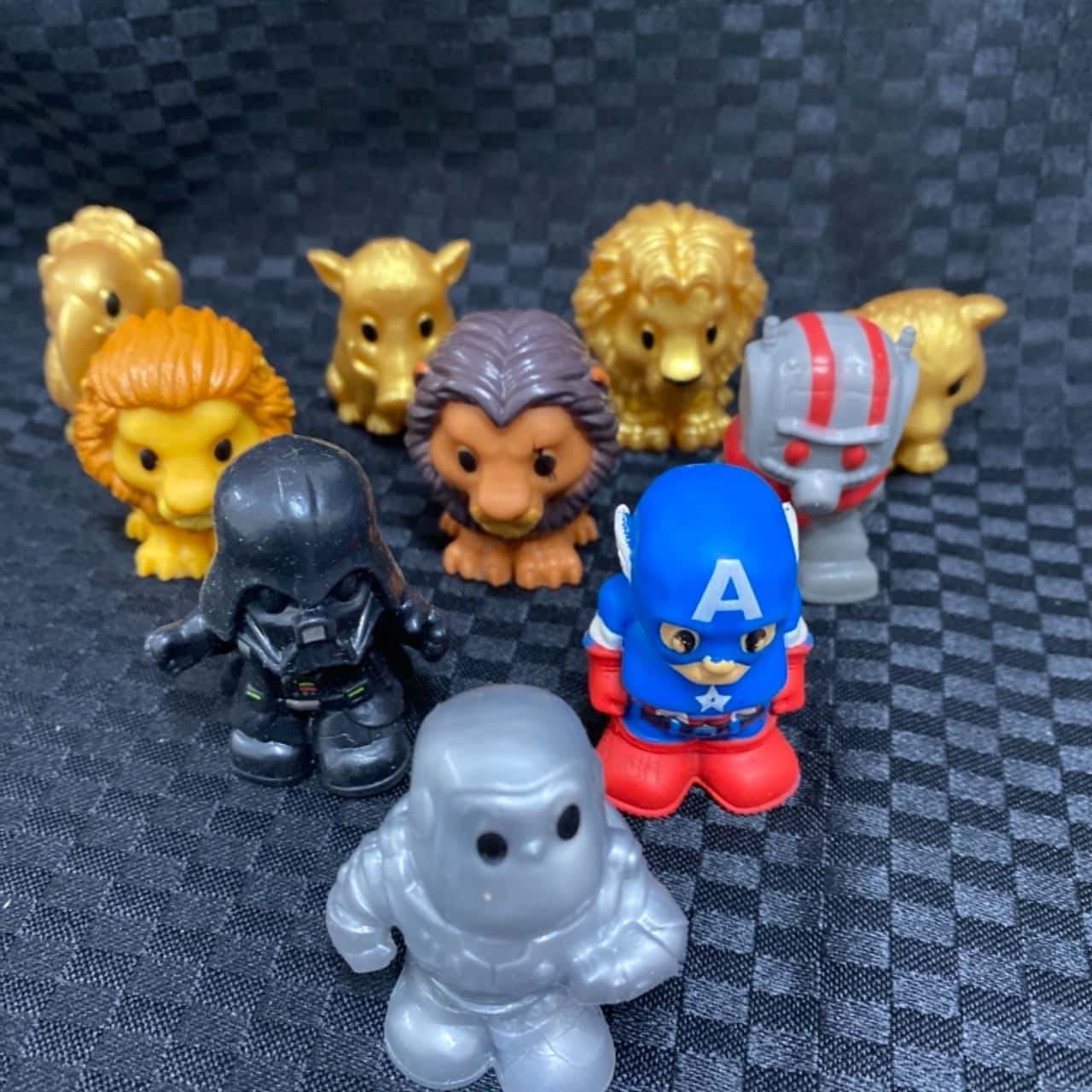 Pack of 10 Assorted Ooshies