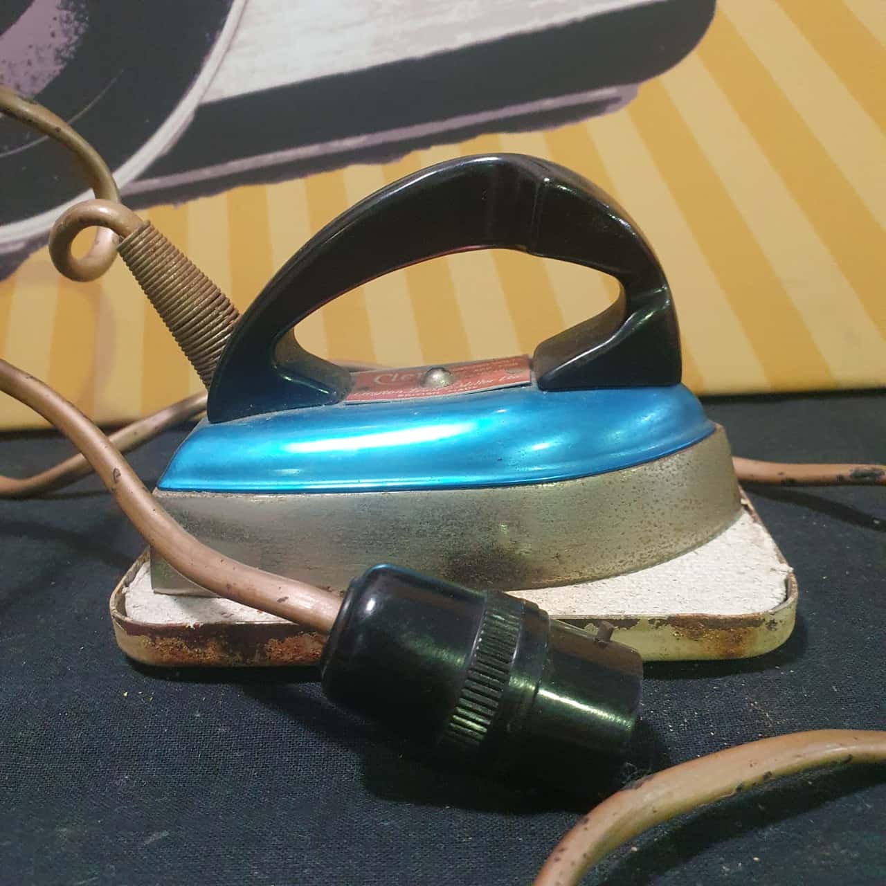 Clem Travelling Iron(s)