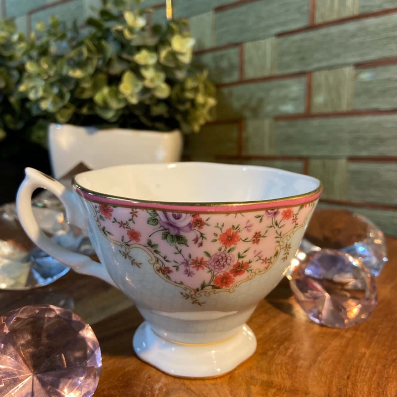 Royal Albert Cup(s)