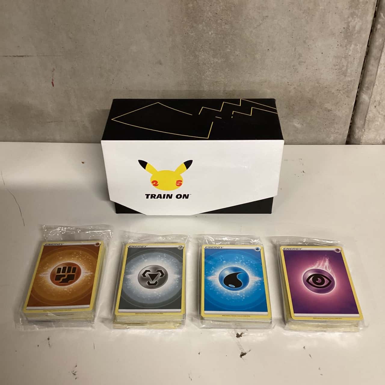 Pokémon Train On Energy Cards(s)