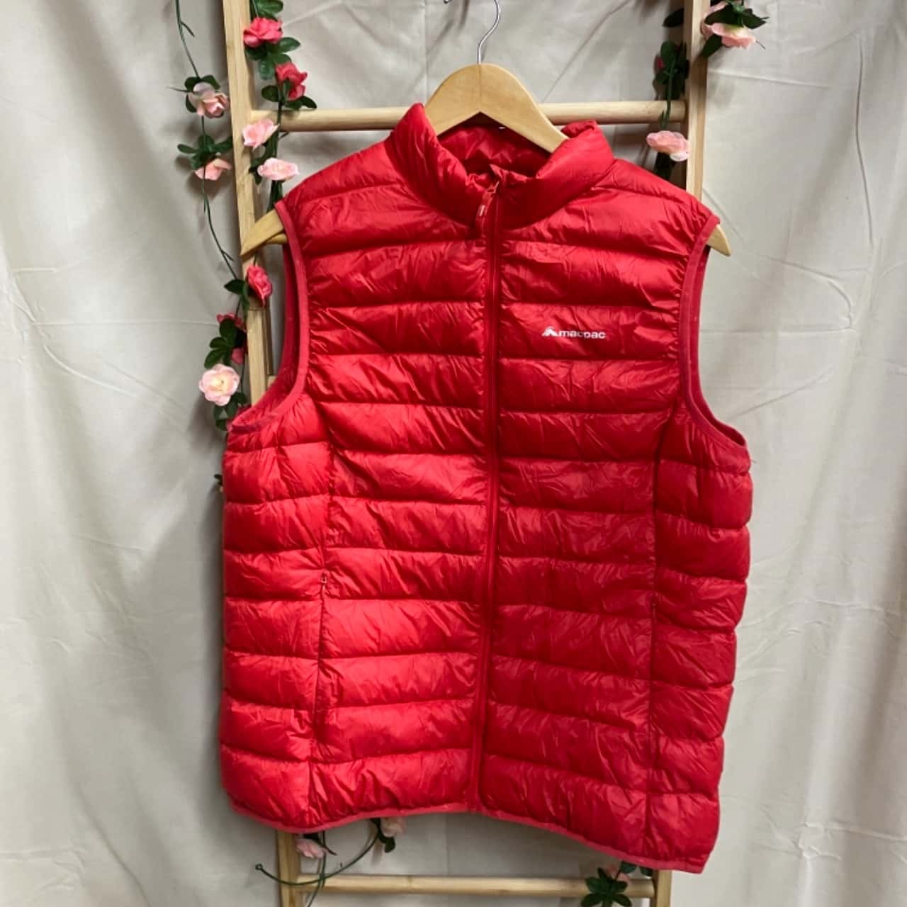 Macpac Womens Size 18 Red Zip-Up Vest(s)