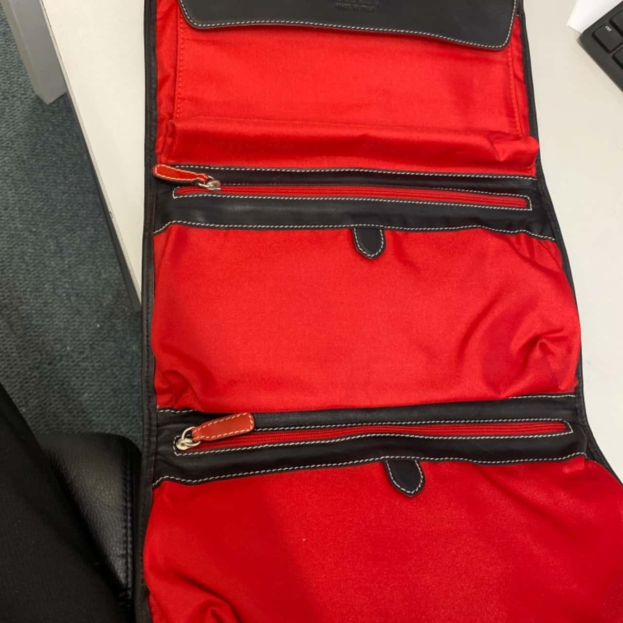 Ferrari Embossed mens Genuine leather Toiletries Pouch(s)