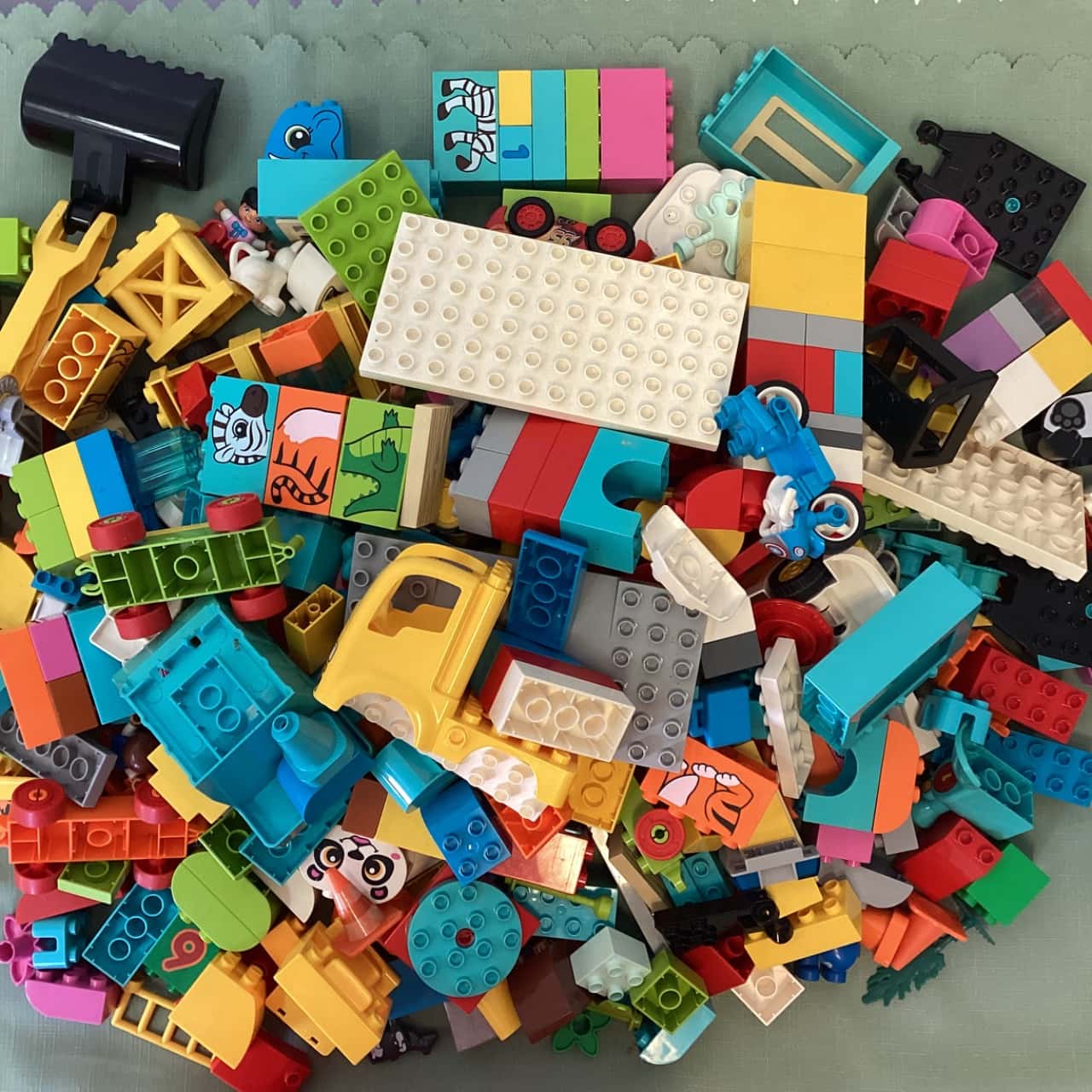 Unsorted Duplo Building Blocks 4.7kg(s)